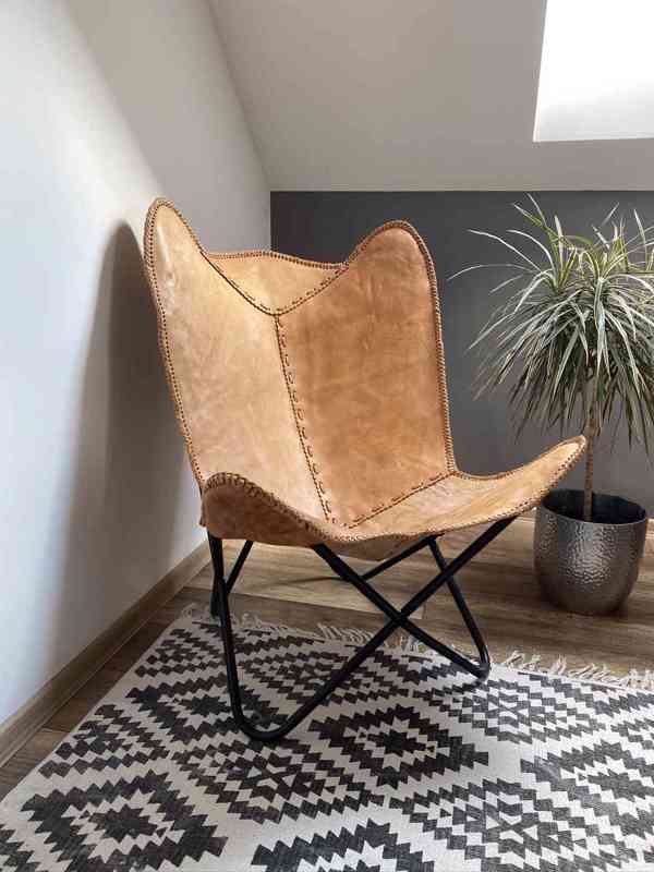LuXusni designove kozene kreslo motylek - bazar - Hyperinzerce.cz