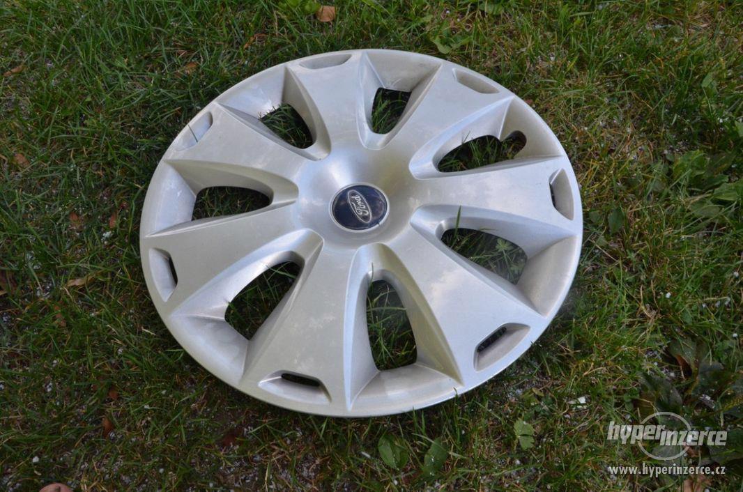 Poklice na kola Ford 16" - bazar - Hyperinzerce.cz