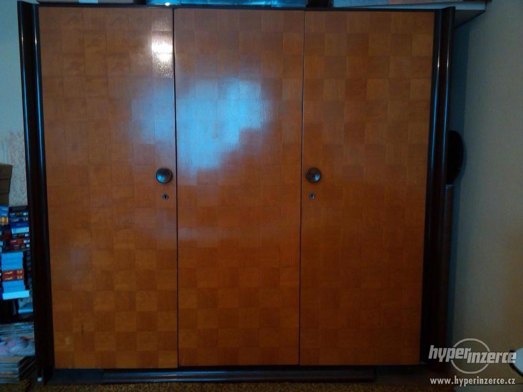 Ložnice - design J. Halabala - bazar - Hyperinzerce.cz