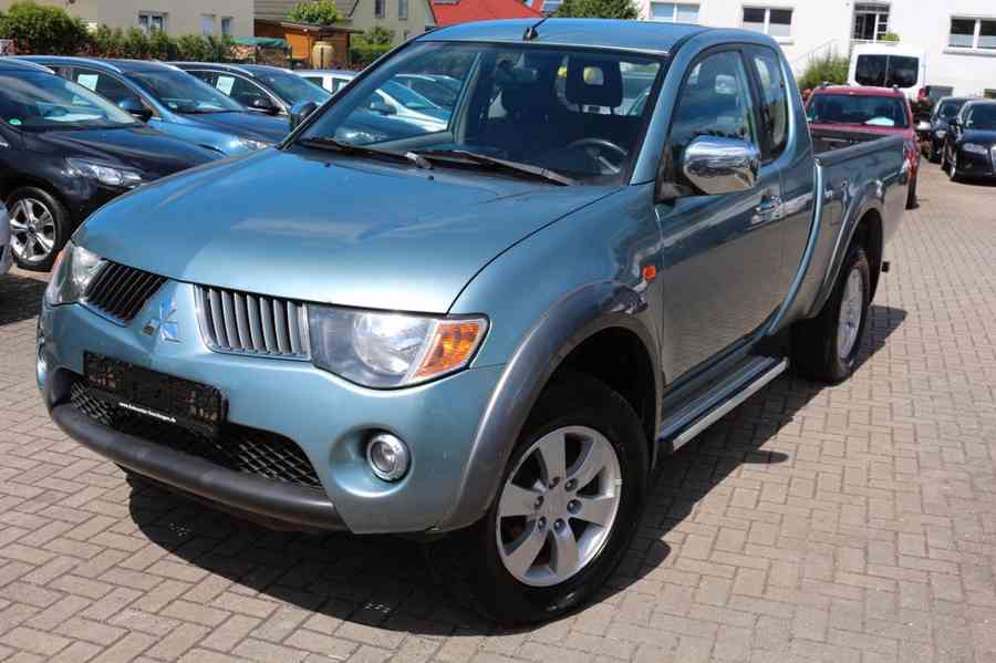 Mitsubishi L200 Intense 2,5d Club Cab 4WD 100kw - bazar - Hyperinzerce.cz