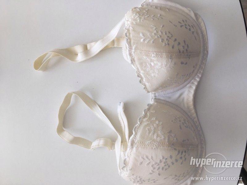 Podprsenky - Hyperinzerce.cz