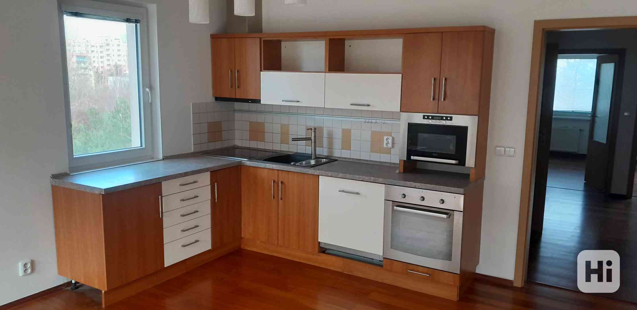 Kuchyňská linka se spotřebiči - bazar - Hyperinzerce.cz