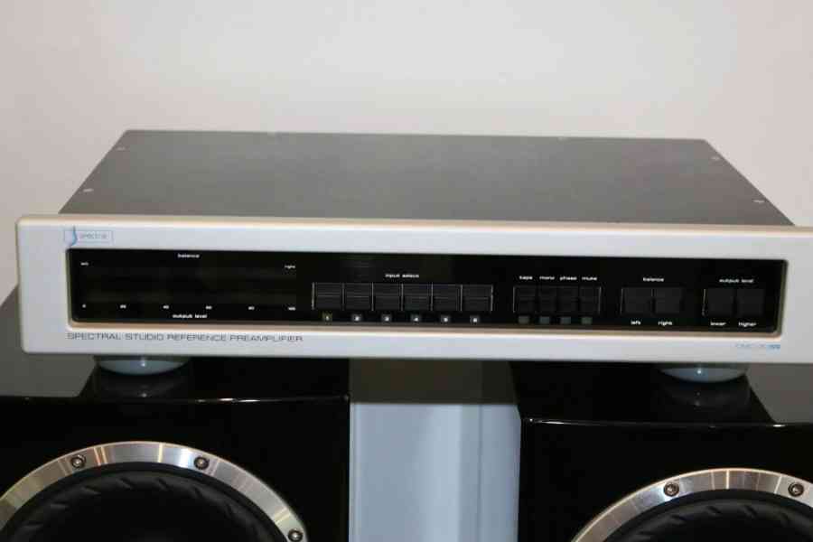 Spectral DMC 30SS Series 2 preamplifier - bazar - Hyperinzerce.cz