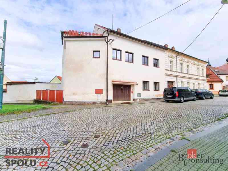 Prodej, Rodinné domy, 330 m2 - - bazar - Hyperinzerce.cz