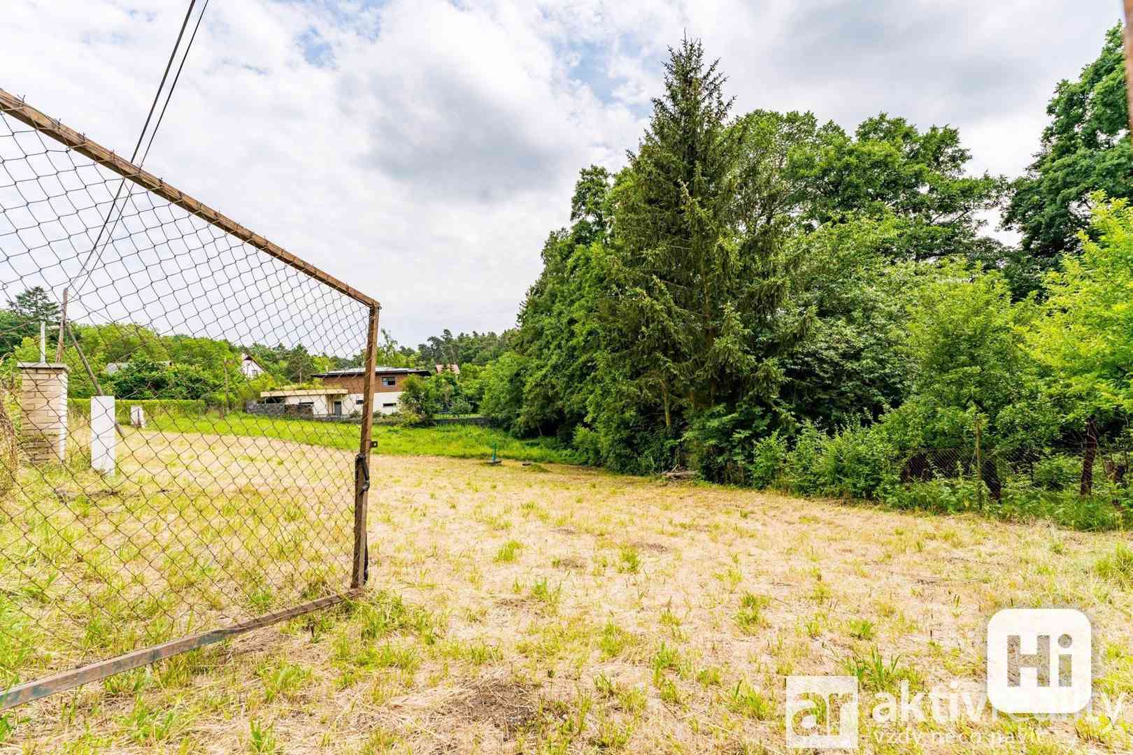 Prodej stavebního pozemku, 970 m2 - Vrané nad Vltavou - bazar - Hyperinzerce.cz