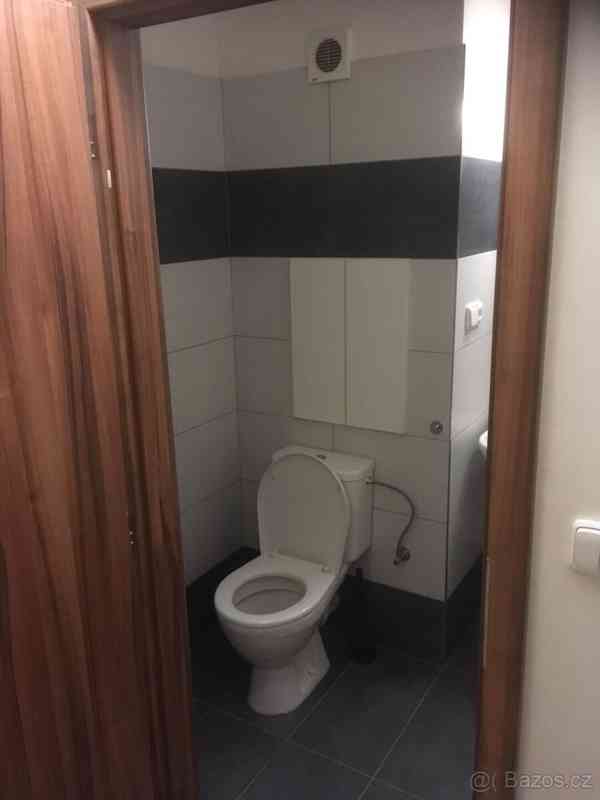 Prodej bytu 1+kk 27 m2 Praha Prosek - bazar - Hyperinzerce.cz