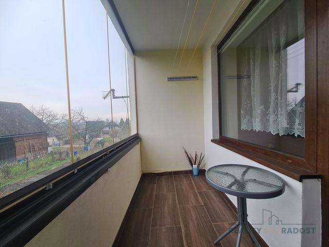 Prodej bytu 3+1 s garáží - bazar - Hyperinzerce.cz