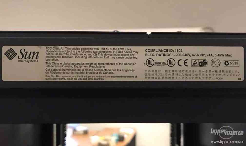 Rack SUN 42U - bazar - Hyperinzerce.cz