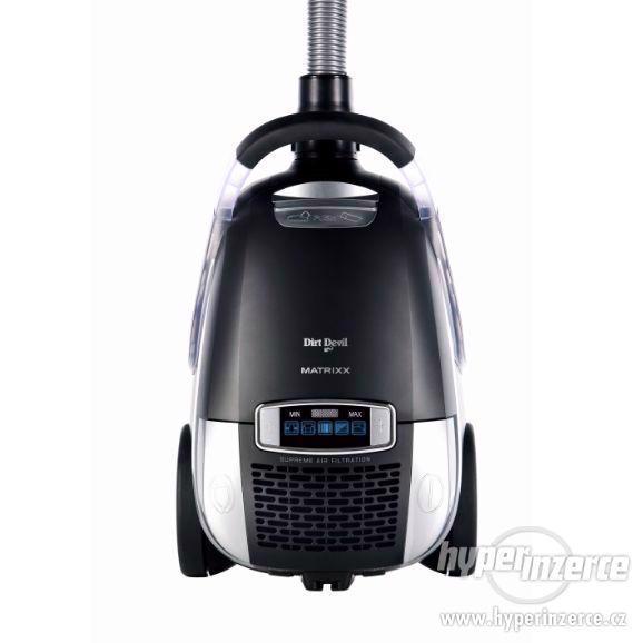 DIRT DEVIL výkonný a tichý vysavač MATRIX M7118 - bazar - Hyperinzerce.cz