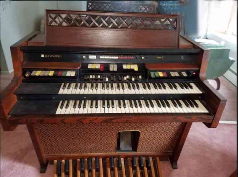 varhany Hammond R 124 - bazar - Hyperinzerce.cz