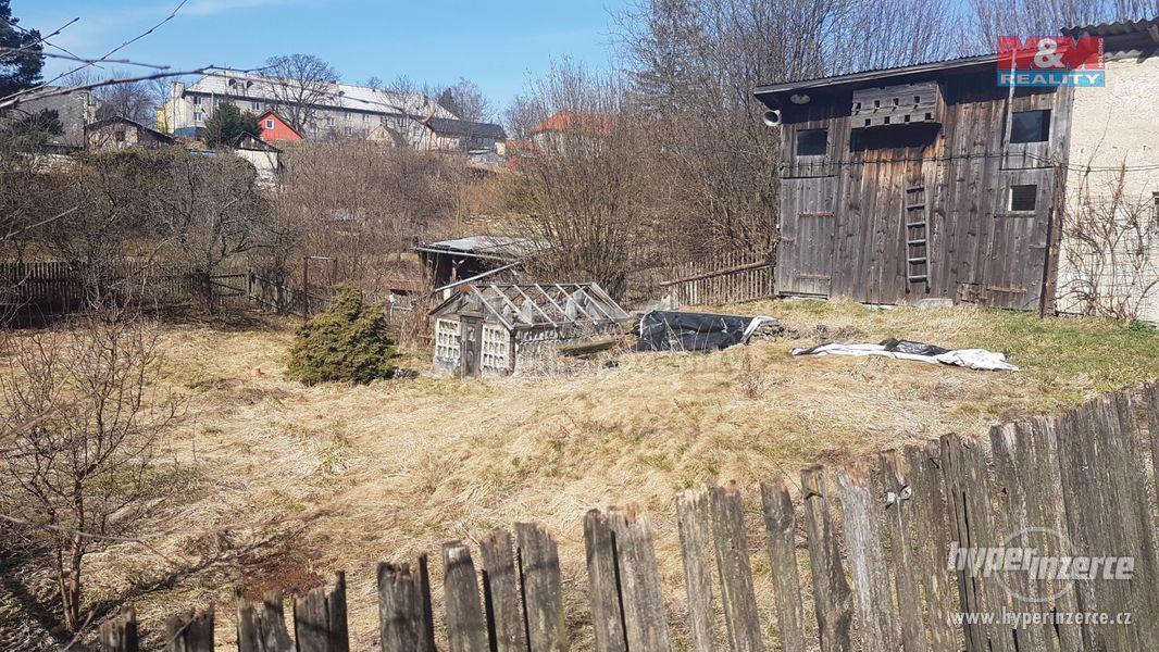 Prodej pozemku k bydlení, 510 m?, Huzová - bazar - Hyperinzerce.cz