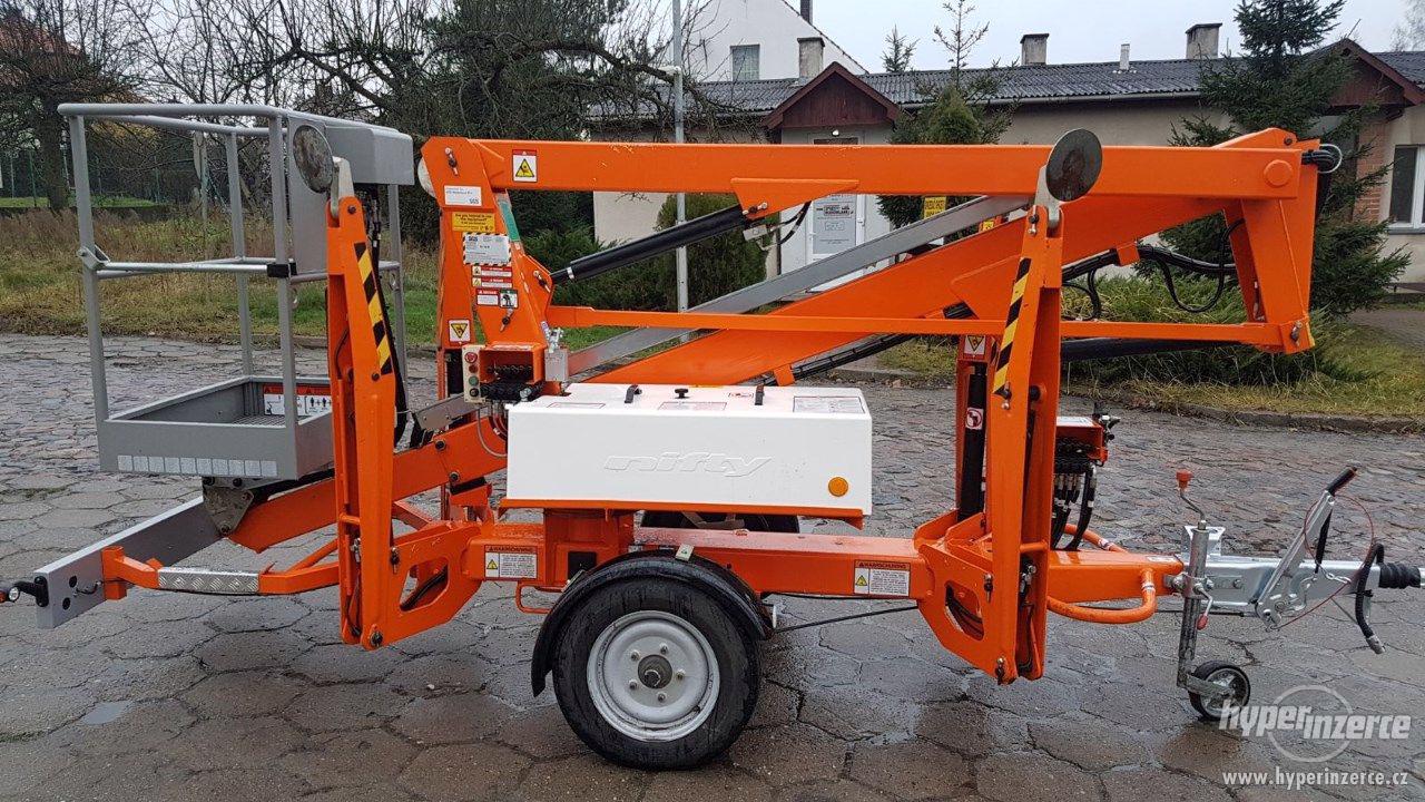 Přívěsná plošina Nifty 120TACE - bazar - Hyperinzerce.cz