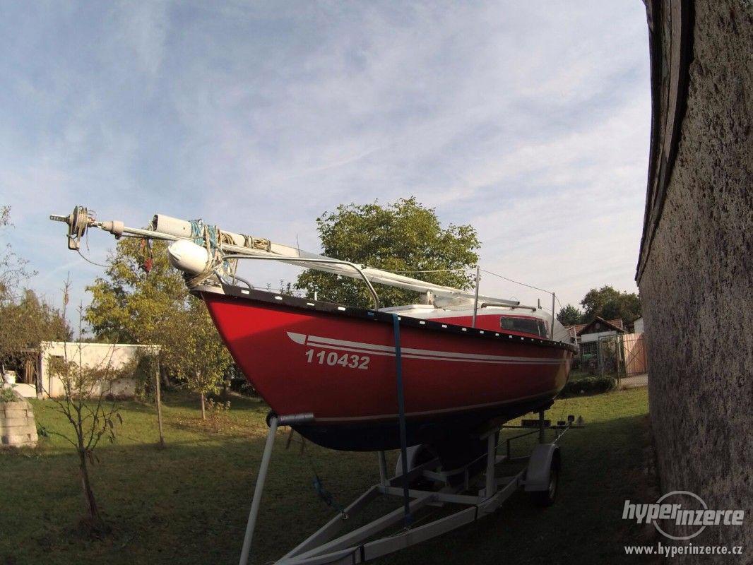 Kajutová plachetnice - bazar - Hyperinzerce.cz