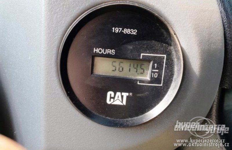 Caterpillar 663 (17t zem.válec - bazar - Hyperinzerce.cz