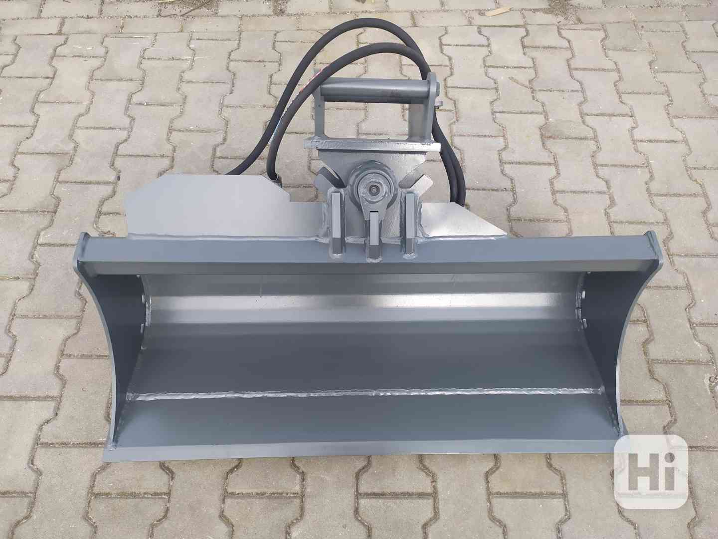 Svahovací hydraulická lopata pro minirypadla - bazar - Hyperinzerce.cz