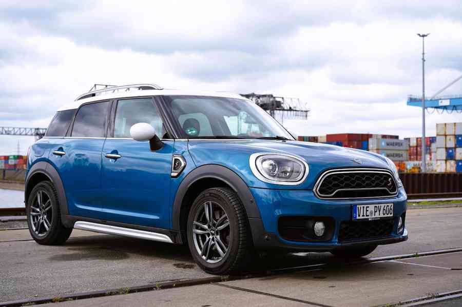 MINI Cooper SD Countryman 4x4 140kw - bazar - Hyperinzerce.cz
