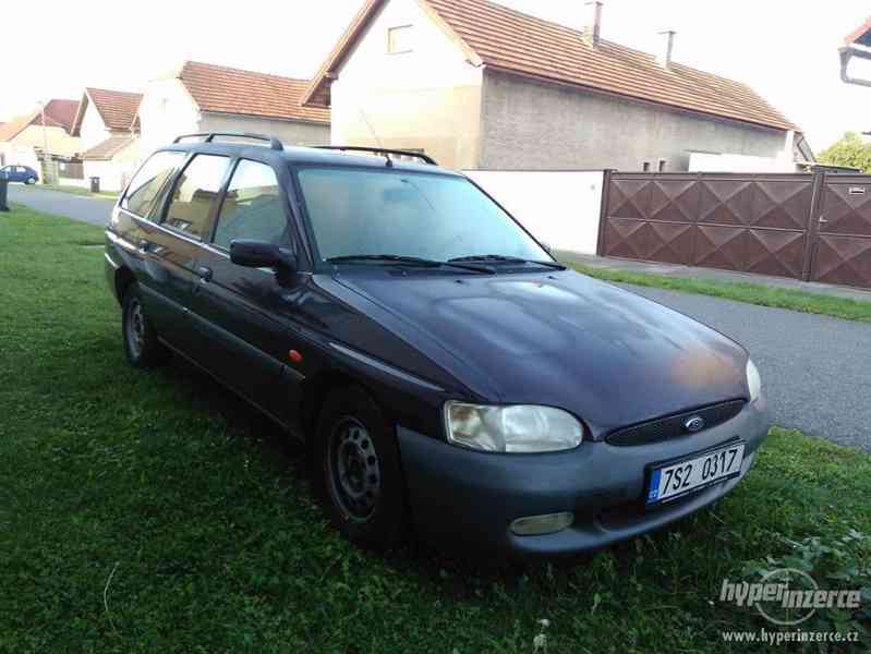 Prodám auto Ford Escort Combi - bazar - Hyperinzerce.cz