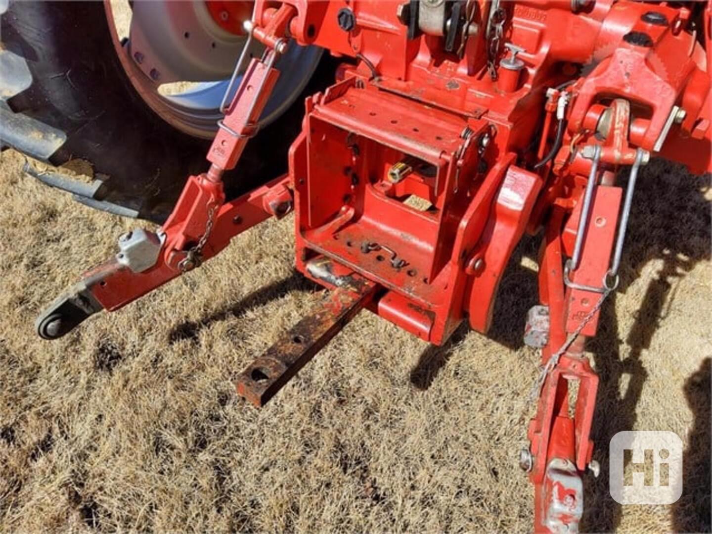 Traktor MCCORMICK MC135 - bazar - Hyperinzerce.cz