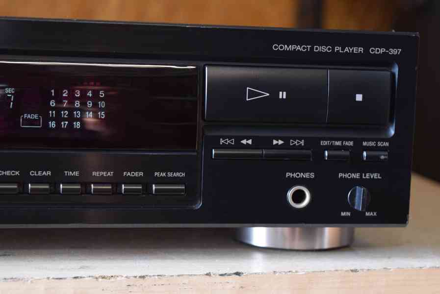 SONY CDP-397 VÝBORNÝ CD PŘEHRÁVAČ 2 ! - bazar - Hyperinzerce.cz
