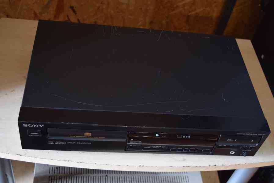 SONY CDP-397 VÝBORNÝ CD PŘEHRÁVAČ 2 ! - bazar - Hyperinzerce.cz