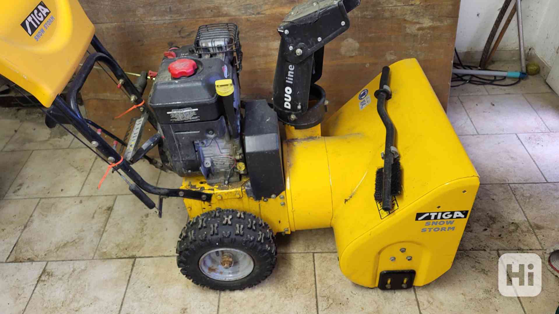 Sněhová dvoustupňová fréza Stiga Snow Storm - benzínová - bazar ...