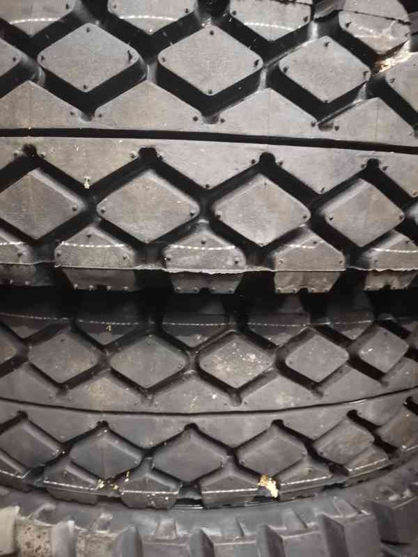 pneu 11,00-20 Kama - bazar - Hyperinzerce.cz