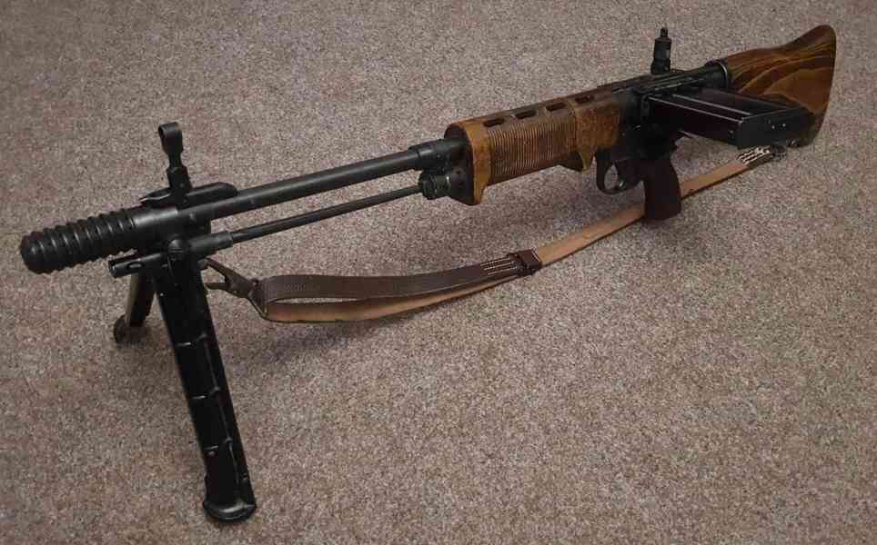 FG 42 Ausf. G RRR !!! - bazar - Hyperinzerce.cz