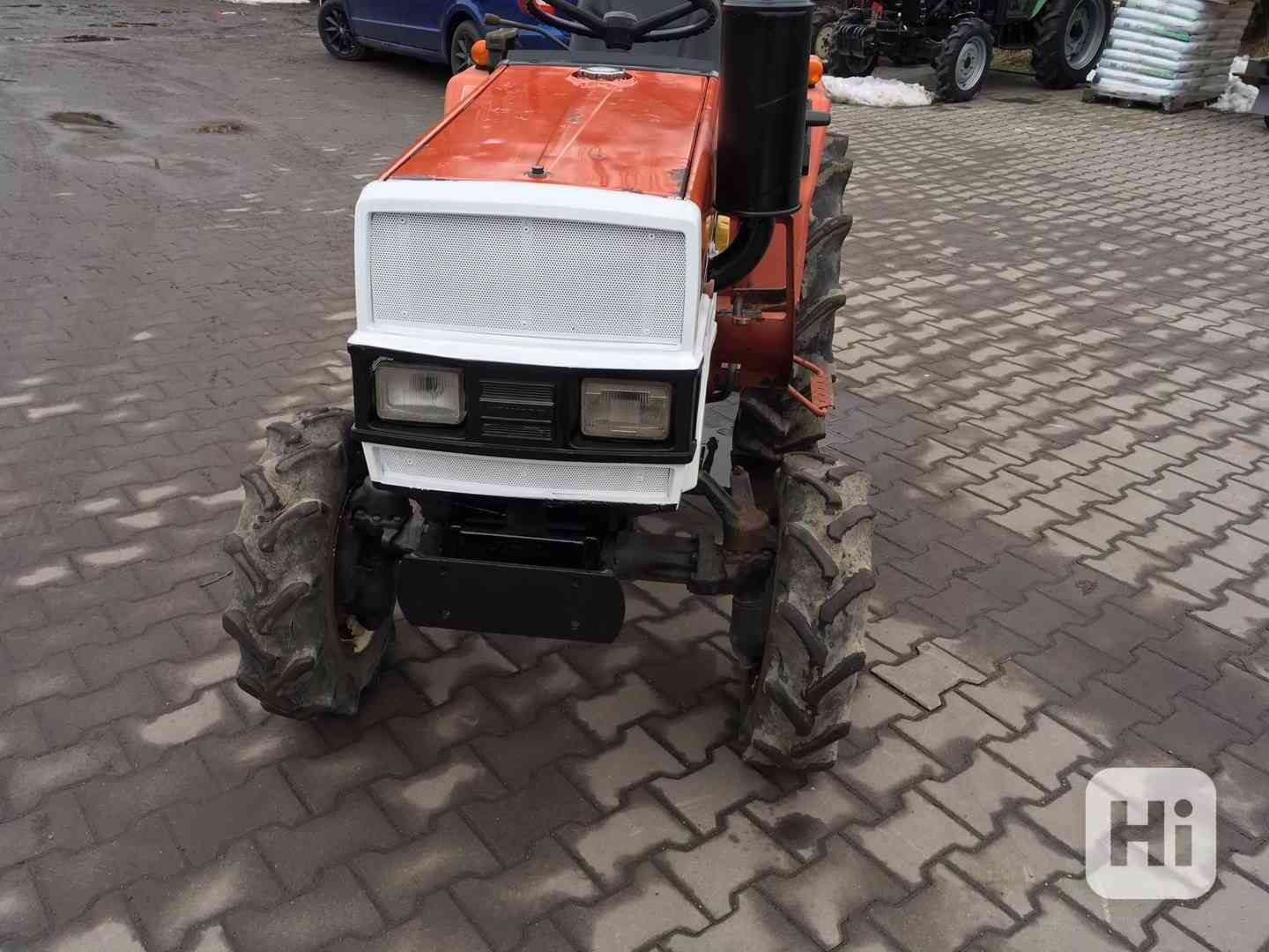 Traktor japonský Yanmar FX17D, 17Hp,4x4 - bazar - Hyperinzerce.cz