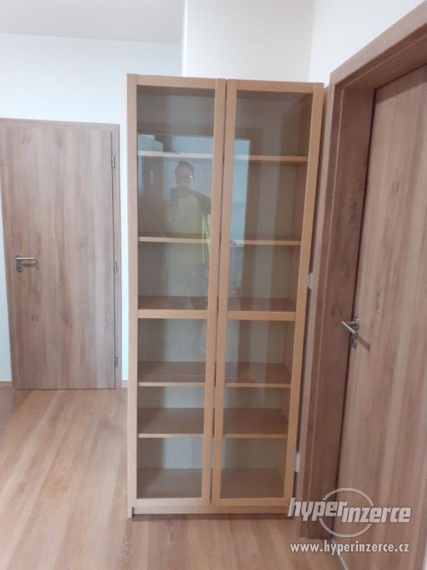 Knihovna Billy - Ikea - bazar - Hyperinzerce.cz
