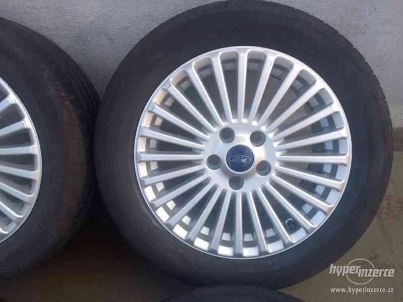 Alu kola Ford Mondeo Focus 6,5x16 5x108 205/55R16 - bazar - Hyperinzerce.cz Alu kola Ford Mondeo Focus 6,5x16 5x108 205/55R16 - bazar - Hyperinzerce.cz