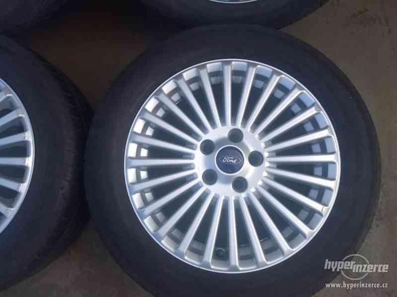 Alu kola Ford Mondeo Focus 6,5x16 5x108 205/55R16 - bazar - Hyperinzerce.cz Alu kola Ford Mondeo Focus 6,5x16 5x108 205/55R16 - bazar - Hyperinzerce.cz