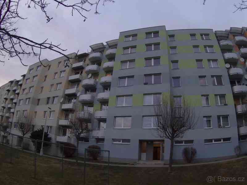 Byt Prachatice, 2+KK s balkonem - bazar - Hyperinzerce.cz