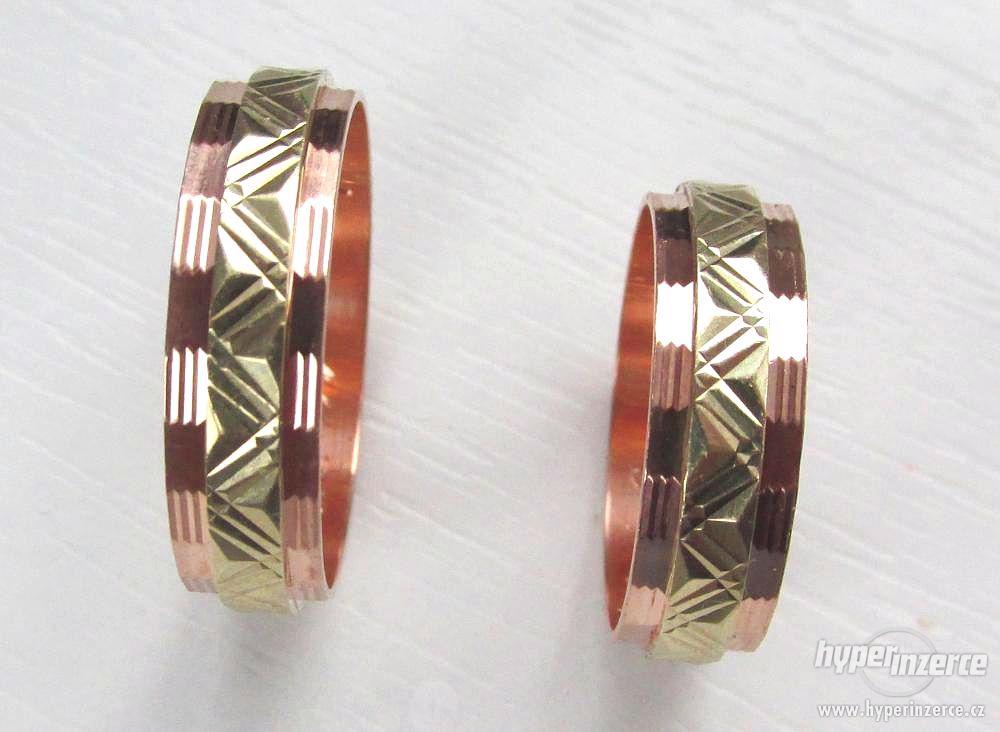 SNUBNÍ PRSTENY ZE DVOU ZLAT - bazar - Hyperinzerce.cz