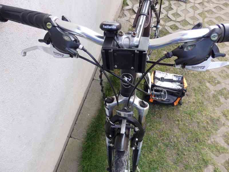 Prodám pánské trekové kolo Merida Crossway 8500 - bazar - Hyperinzerce.cz