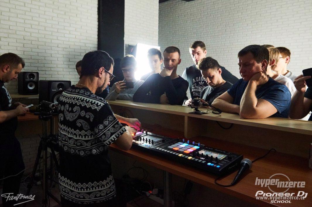 Profesionální aranžér - bazar - Hyperinzerce.cz