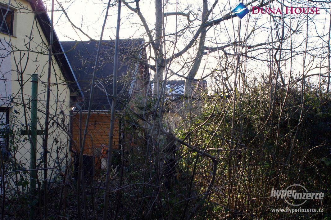 Prodej chaty s pozemkem, Praha 5, Velká Chuchle. - bazar - Hyperinzerce.cz