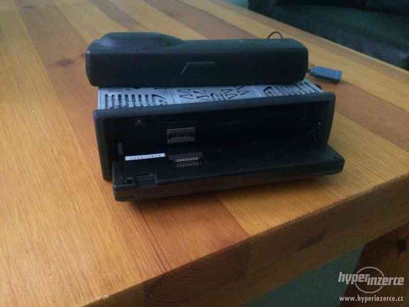 Prodam autoradio ALPINE CDA-9883R - bazar - Hyperinzerce.cz