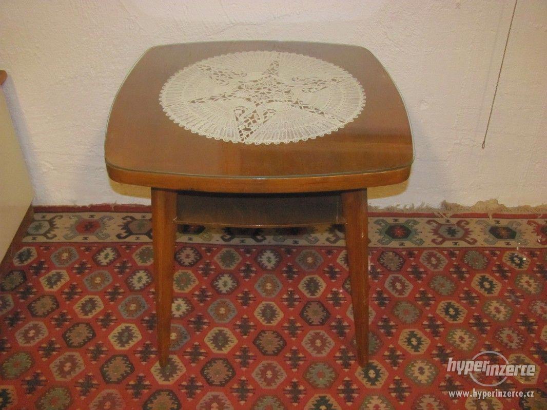 Originální retro stolek 60. léta - bazar - Hyperinzerce.cz