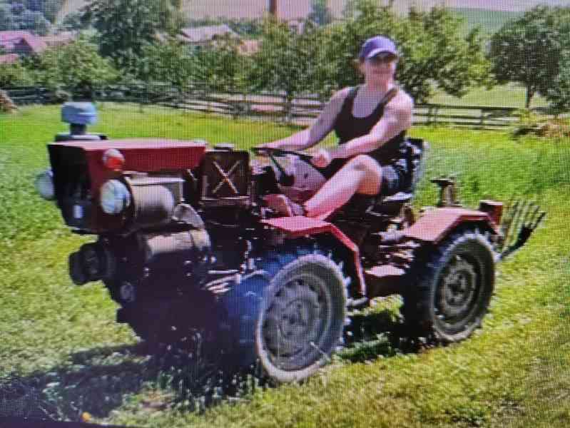 Prodám samo doma traktor, obdoba TK 4 x 4, s příslušenstvím - bazar ...