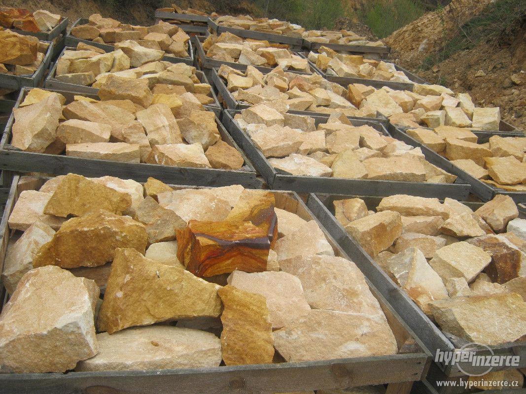Stavební kámen stěnami pískovec pískovec důl přírodní kámen - bazar ...