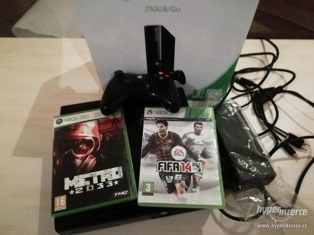 Xbox 360 Slim + Hry - Bazar - Hyperinzerce.cz