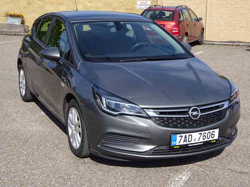 Opel Astra 1.6 CDTI r.v.2018 2.Maj.serv.kníž.ČR - bazar - Hyperinzerce.cz