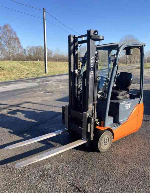 vysokozdvižný vozík Toyota Targonca - bazar - Hyperinzerce.cz