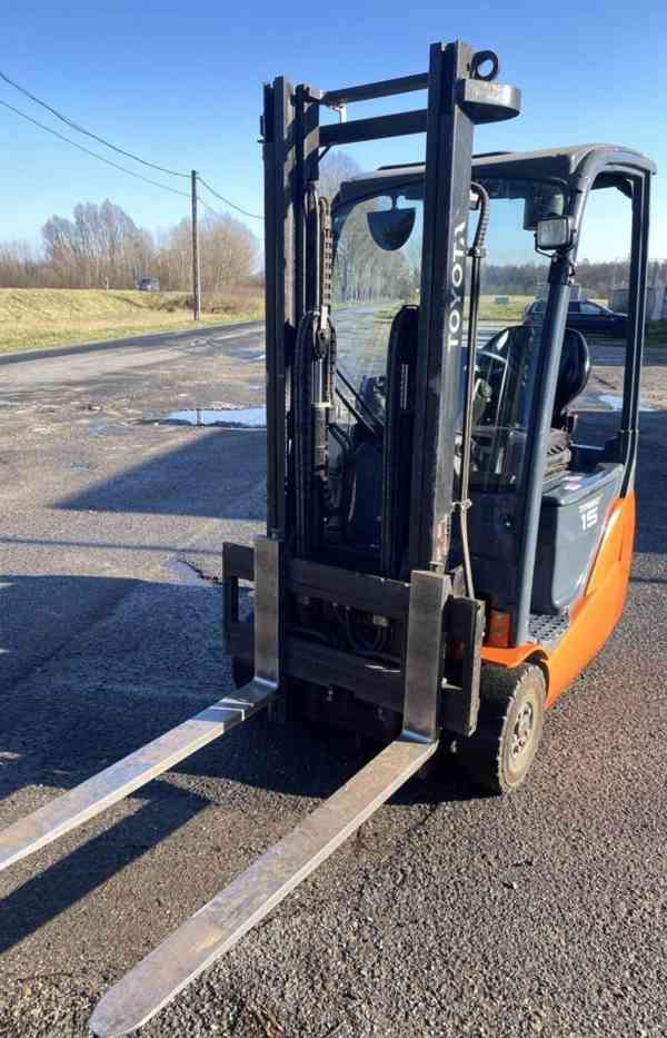 vysokozdvižný vozík Toyota Targonca - bazar - Hyperinzerce.cz