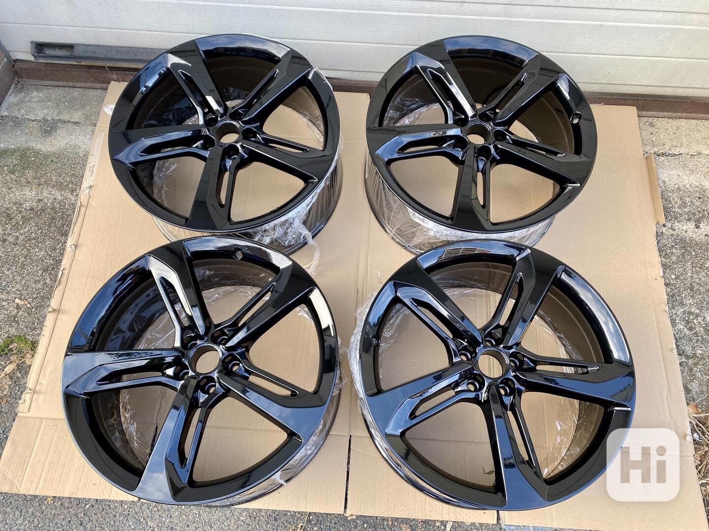 Audi R21 Blade z Rs7 Rs6 9J x 21" Černý Lesk - bazar - Hyperinzerce.cz