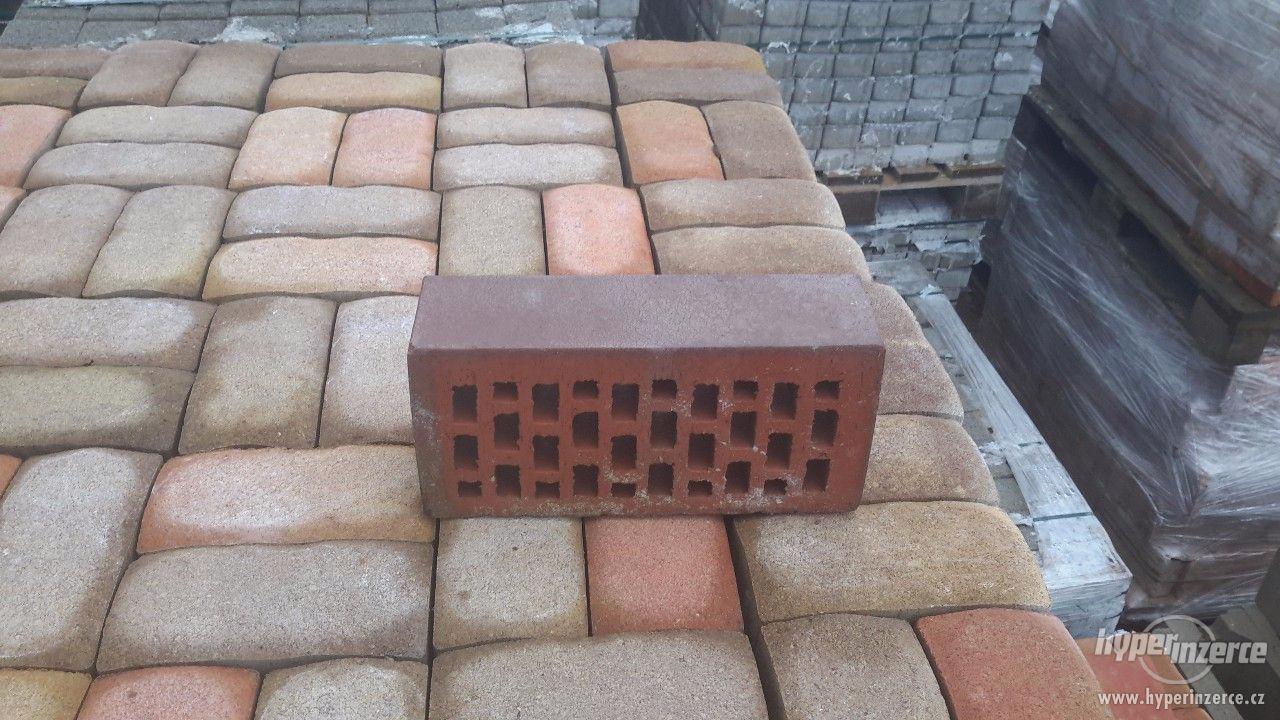 PÁLENÁ CIHLA - bazar - Hyperinzerce.cz