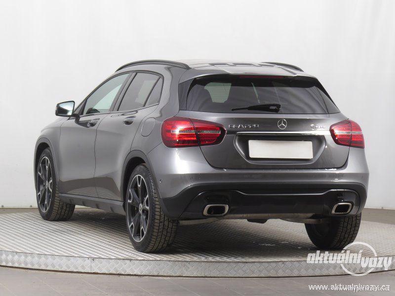 Mercedes GLA GLA 220 4MATIC 135kW 2.0, benzín, 2018 - bazar ...