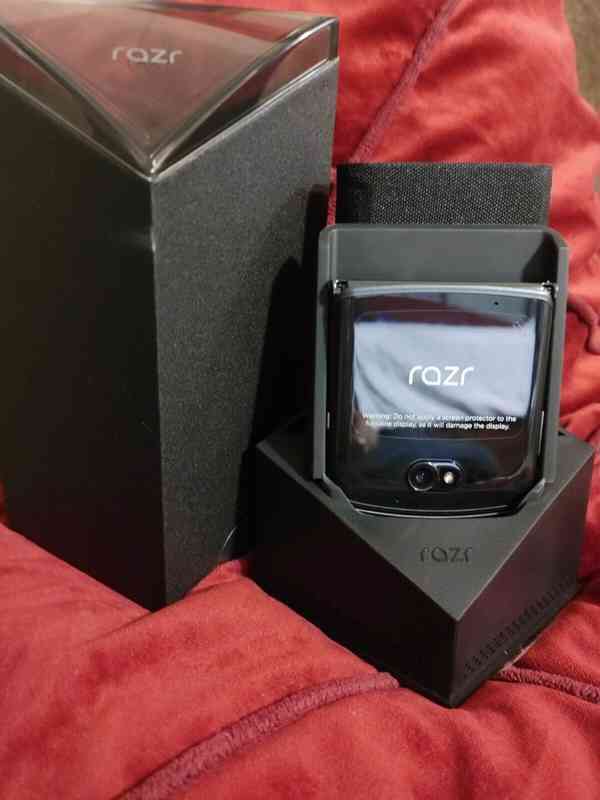 Motorola Razr 5G - 256GB - Polished Graphite (T-Mobile) - bazar ...