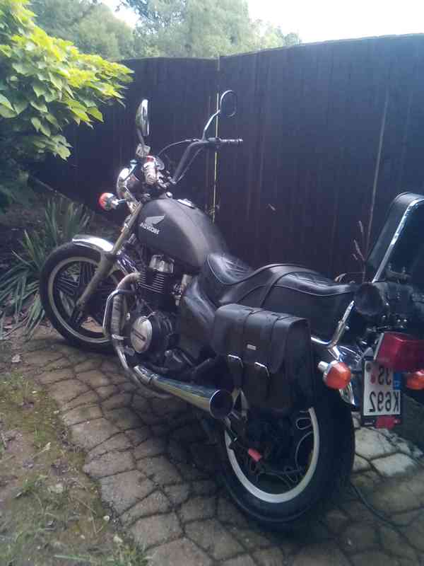 Honda cm 400 - bazar - Hyperinzerce.cz