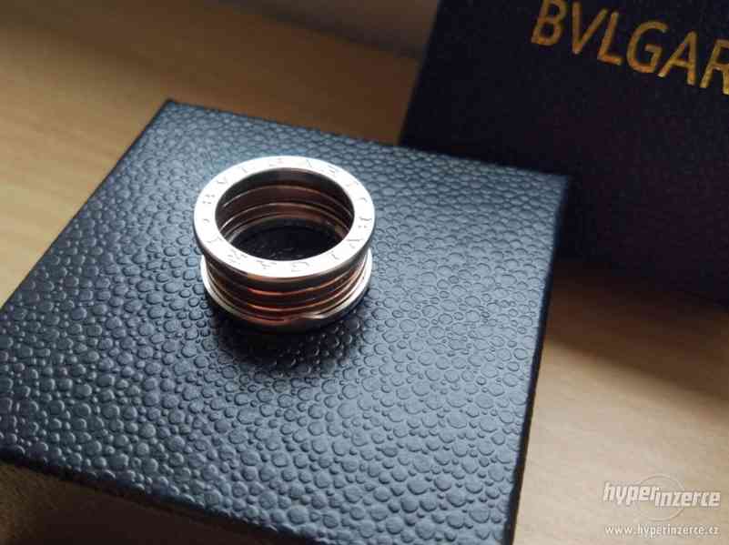 Prsten Bvlgari "matka" bílo-růžový - bazar - Hyperinzerce.cz